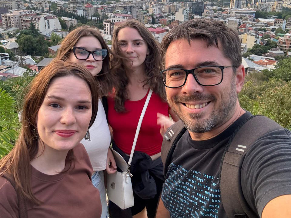 Как нейросети меняют рынок no-code: взгляд сооснователя Zerocoder | RB.RU